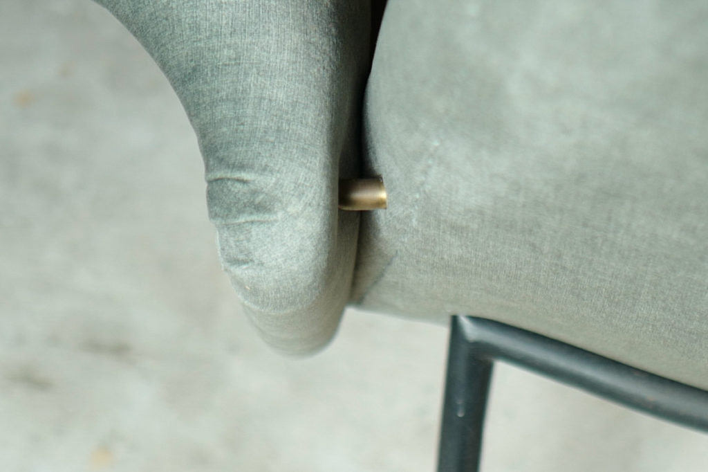 Pierre Guariche / SK660 Arm Chair Moquette green - HARRYS ANTIQUE ...